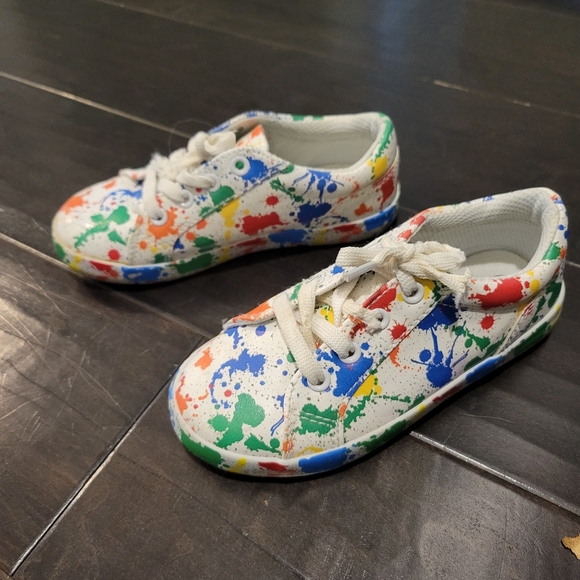OshKosh B'gosh | Shoes | Osh Kosh Paint Splash Sneakers | Poshmark